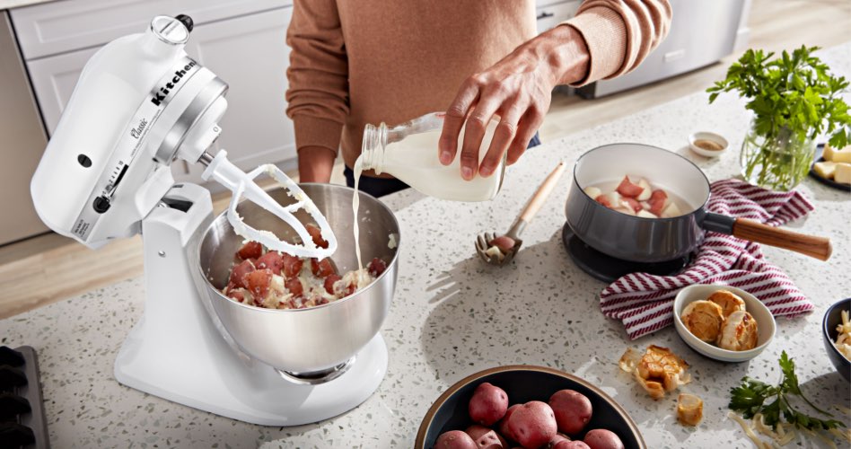 How to use a Stand Mixer in 9 Easy Steps | KitchenAid | KitchenAid
