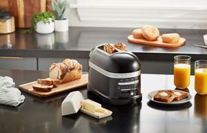 Explore Countertop Toasters Engineered For Control | KitchenAid